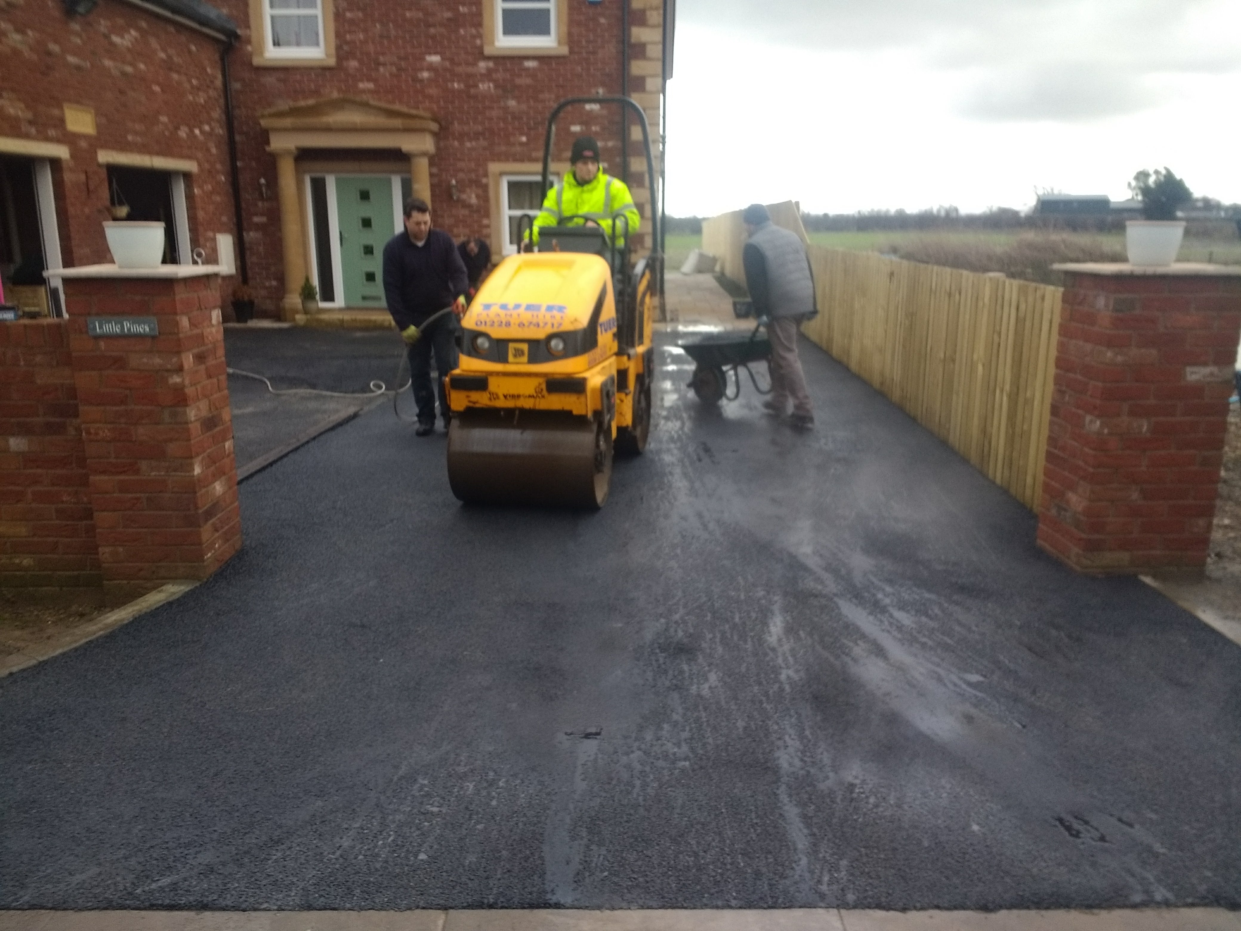 Tarmacing, Road Surfacing & Groundworks | M Miller Surface Maintenance